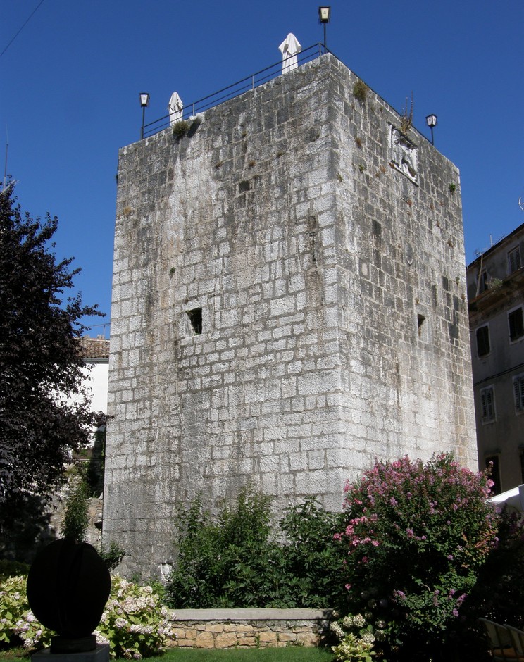 Peterokutna kula | Zavičajni muzej Poreštine